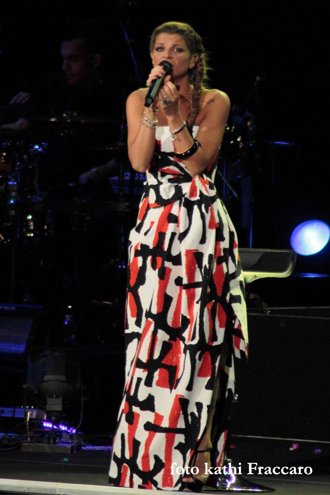 Alessandra Amoroso, concerto con ospiti all'Arena di Verona | MelodicaMente